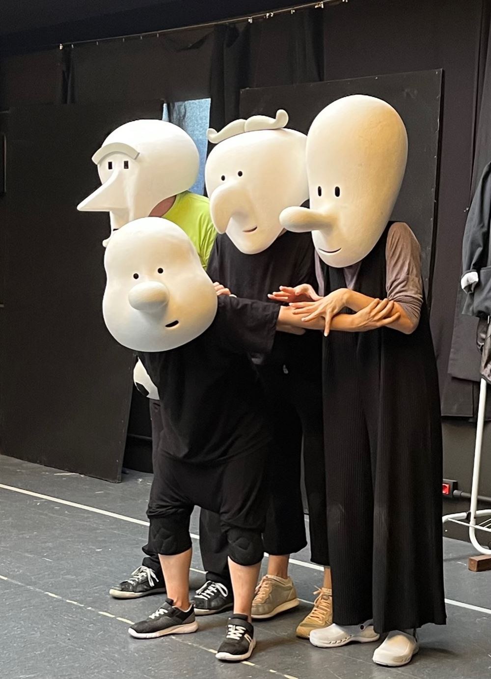 Bo Jauna — Cultura